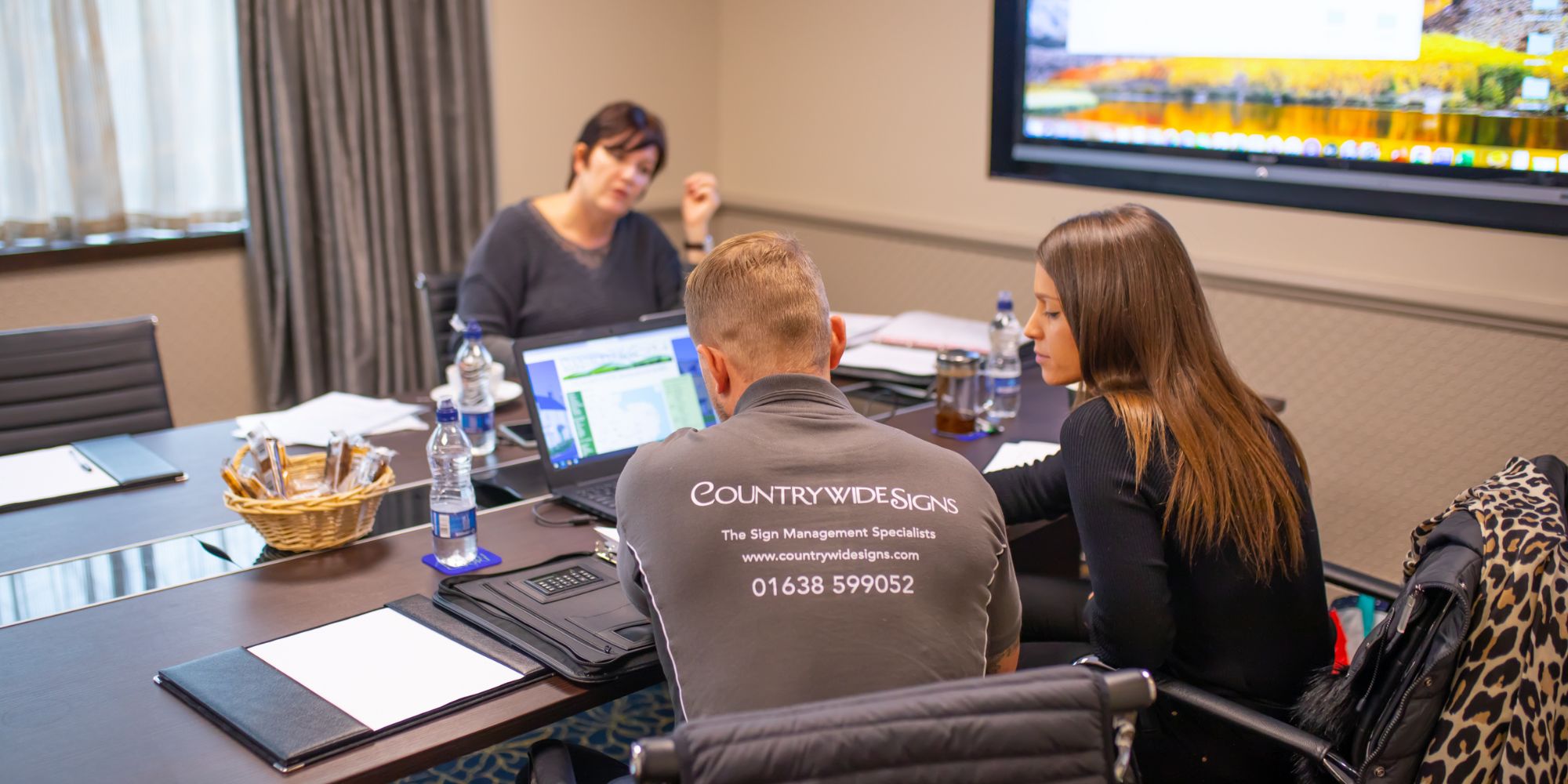 Countrywide Signs Franchise - Print & Sign Franchises | Franchise UK